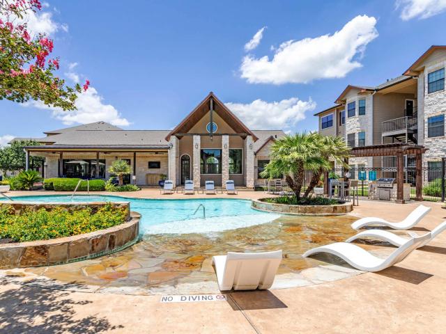 3 BR, 3 BA Apartment 4050 Pendleton Dr Unit 1 1011, Bryan, TX 77802