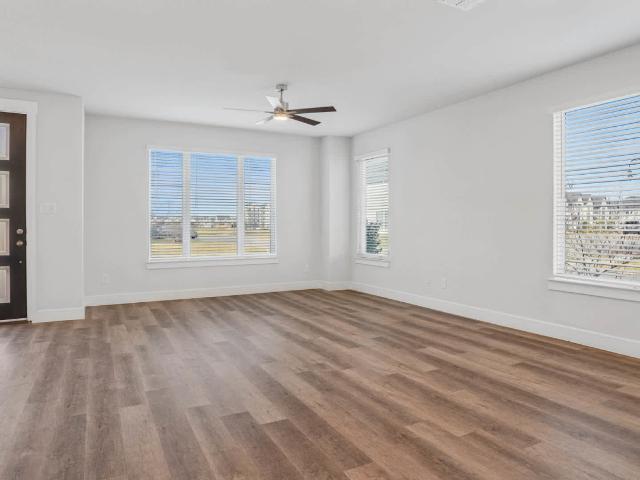 3 BR, 3 BA Apartment 4151 Viridian Village Dr Bld 1 Unit 701, Arlington, TX 76005