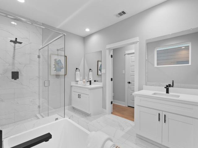 3 BR, 3 BA Apartment 4210 McKinley Street, Houston, TX 77051