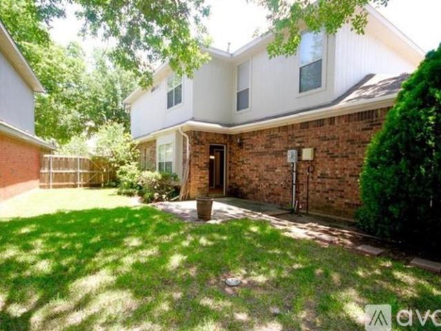 3 BR, 3 BA Apartment 555 Village Green Drive, Coppell, TX 75019