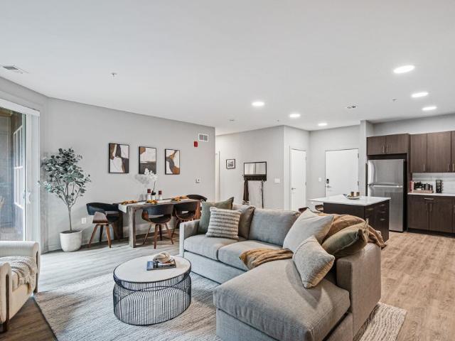 3 BR, 3 BA Apartment 560 Bayview Boulevard Unit 726, Baltimore, MD 21224
