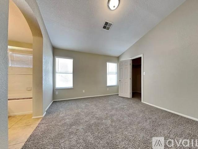 3 BR, 3 BA Apartment 5709 Heatherwood Street, Las Vegas, NV 89149