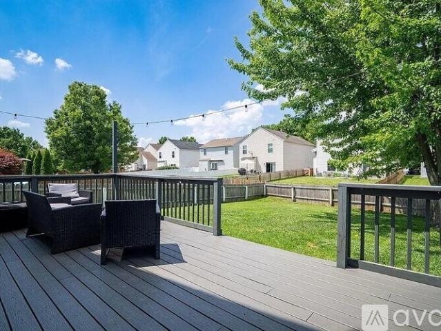 3 BR, 3 BA Apartment 5790 Lonerise Ln, Hilliard, OH 43026