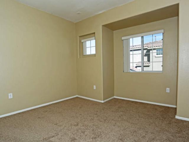 3 BR, 3 BA Apartment 5955 Nuevo Leon St, North Las Vegas, NV 89031