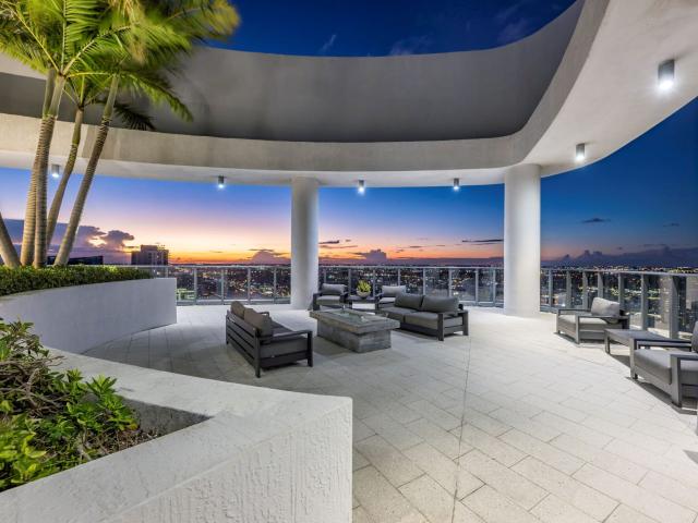 3 BR, 3 BA Apartment 500 E Las Olas Blvd Unit 1204, Fort Lauderdale, FL 33301