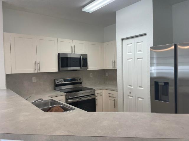 3 BR, 3 BA Apartment 5024 Southeast Mariner Garden Circle, Stuart, FL 34997