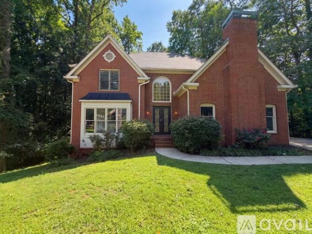 3 BR, 3 BA Apartment 645 Laurel Wood Dr SW, Marietta, GA 30064