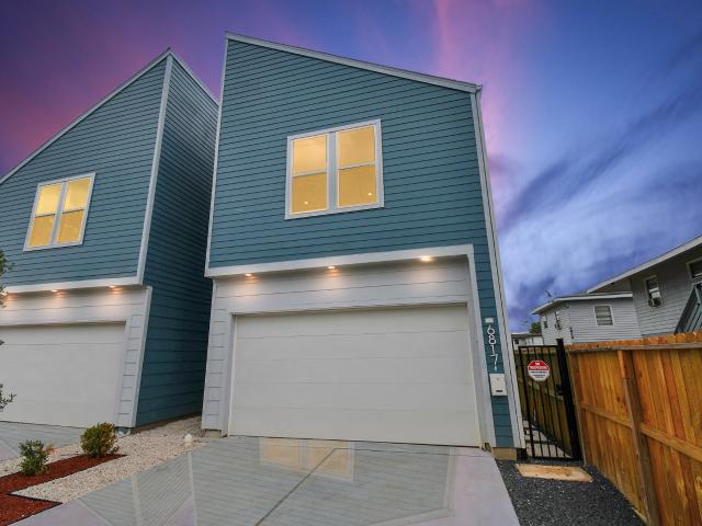 3 BR, 3 BA Apartment 6817 Peerless Street, Houston, TX 77021