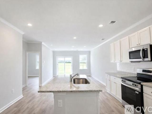 3 BR, 3 BA Apartment 612 Heron Creek Way, Unit 612, Myrtle Beach, SC 29579