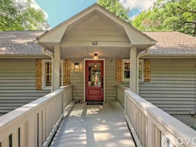 3 BR, 3 BA Apartment 63 Mint Ln, Clayton, GA 30525