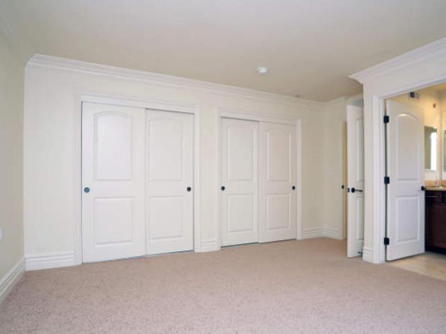 3 BR, 3 BA Apartment 7430 Arizona Ave, Los Angeles, CA 90045