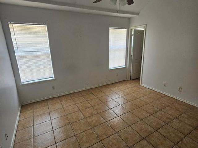 3 BR, 3 BA Apartment 709 La Mancha Drive, Unit 1A, Edinburg, TX 78541