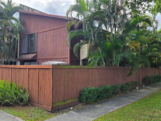 3 BR, 3 BA Apartment 7124 Southwest 114th Place, Miami, FL 33173