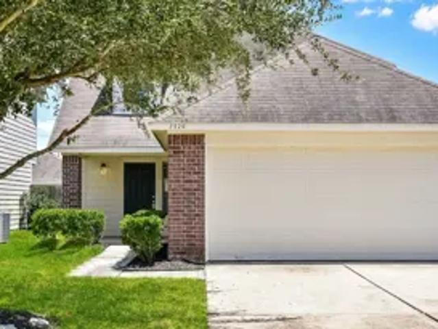 3 BR, 3 BA Apartment 7326 Legacy Pnes Dr, Cypress, TX 77433