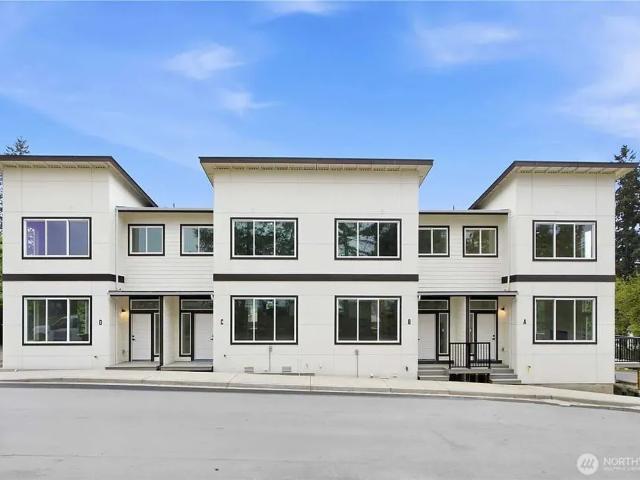 3 BR, 3 BA Apartment 8029 238th St SW, Edmonds, WA 98026