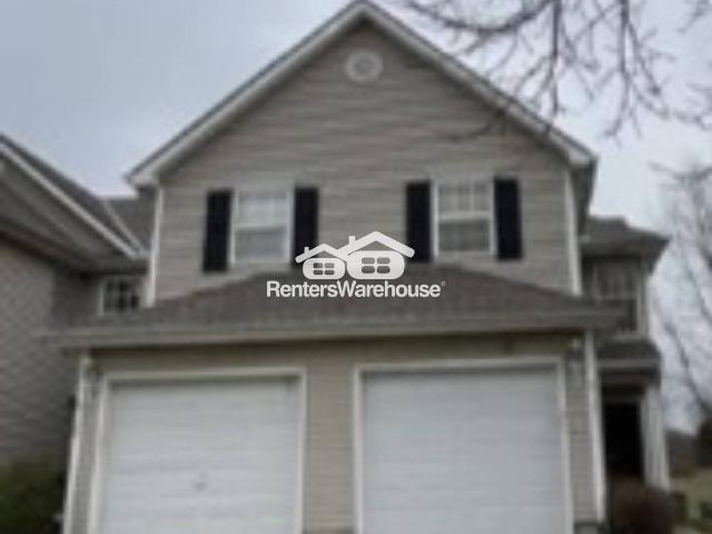 3 BR, 3 BA Apartment 8127 Lawn Ave, Kansas City, MO 64119