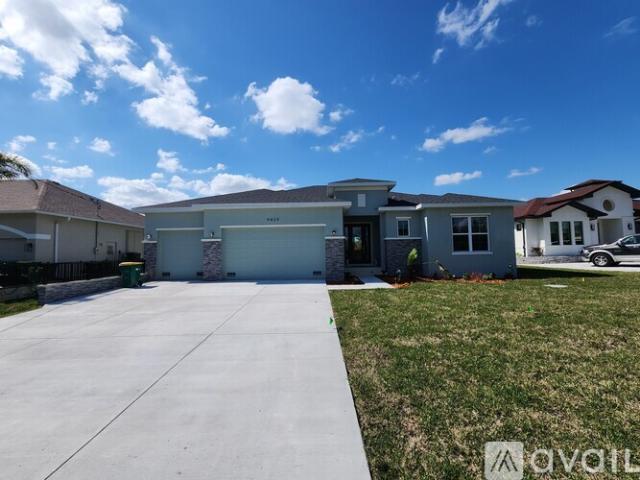 3 BR, 3 BA Apartment 9429 St Paul Dr, Port Charlotte, FL 33981