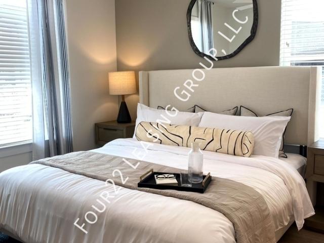 3 BR, 3 BA Apartment 9910 Hill Ln, Manor, TX 78653