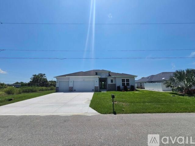 3 BR, 3 BA Apartment 9370 Snapper Cir, Port Charlotte, FL 33981