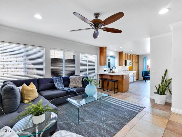 3 BR, 3 BA in Central Simi Valley