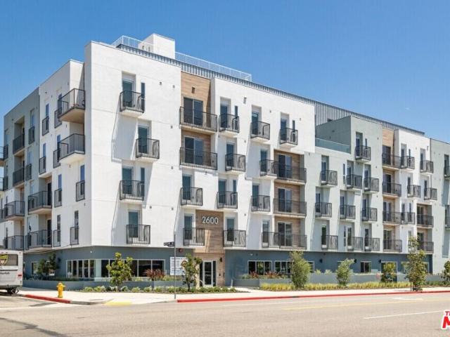 3 BR, 3 BA in Cheviot Hills Rancho Park