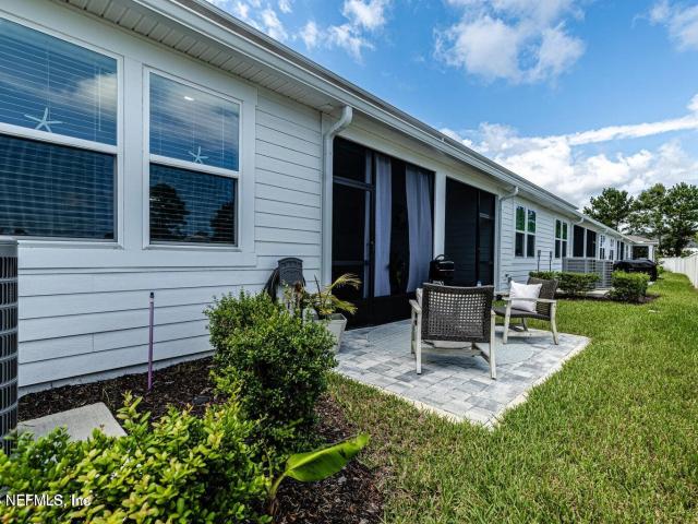 3 BR, 3 BA in Beach Haven