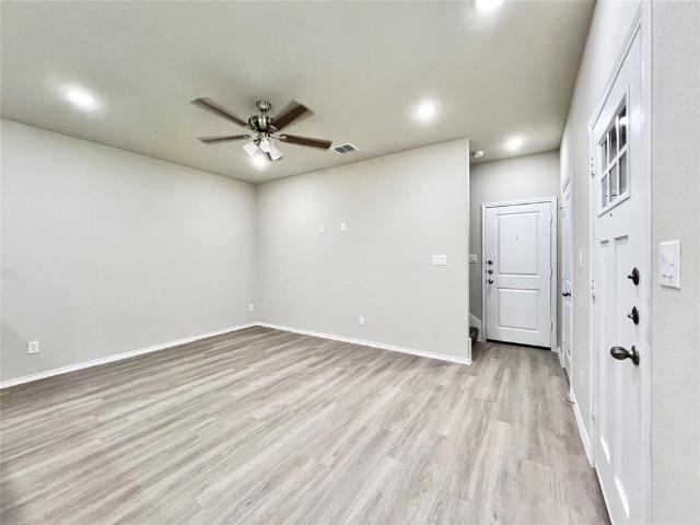 3 BR, 3 BA in Burleson