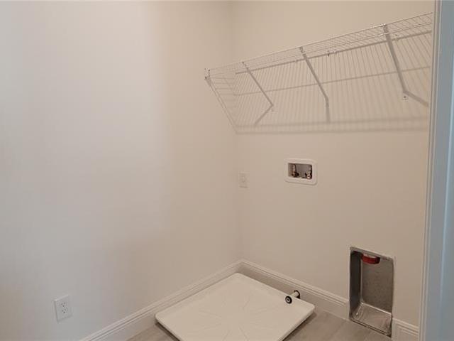 3 BR, 3 BA in Lake Nona South