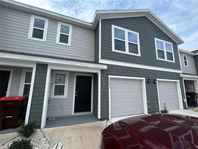 3 BR, 3 BA in Liberty Triangle