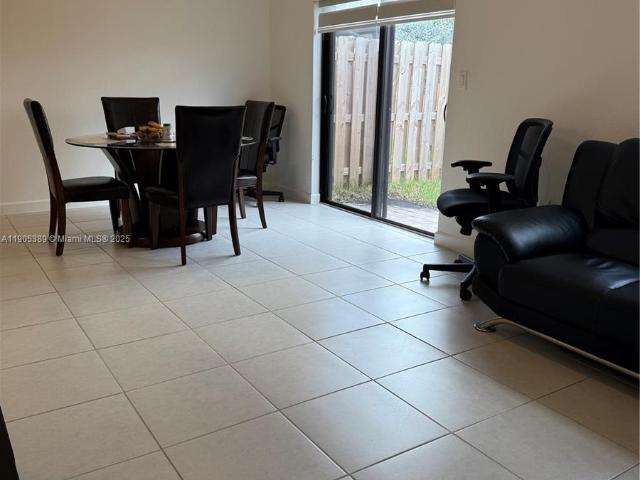 3 BR, 3 BA in Miami