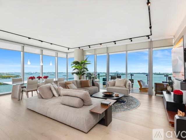 3 BR, 4.5 BA Apartment 700 Northeast 26th Terrace, Unit 2901, Miami, FL 33137