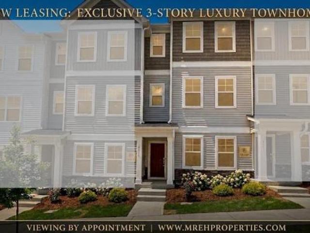 3 Br, 4 bath, Townhouse 3011 Honeymyrtle Ln