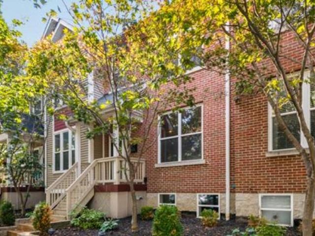 3 Br, 4 bath, Townhouse/Brownstone/RowHouse 1087 Michigan Ave