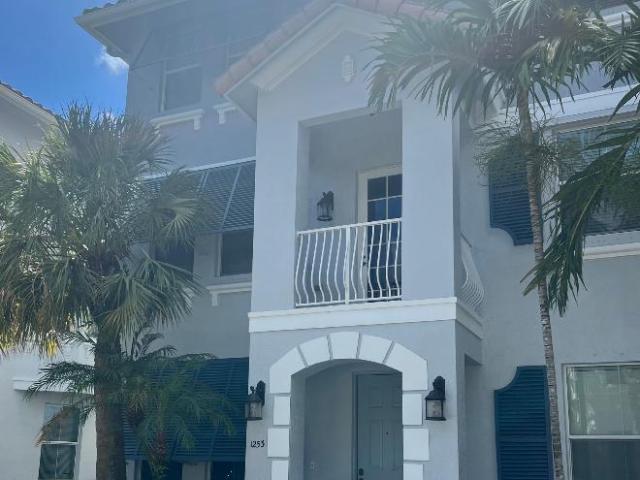 3 Br, 4 bath, Townhouse/Brownstone/RowHouse 1253 Piazza Antinori