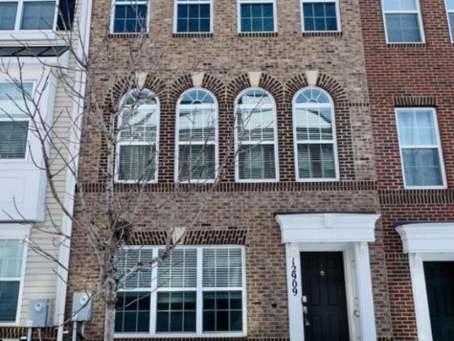 3 Br, 4 bath, Townhouse/Brownstone/RowHouse 12909 Brickyard Blvd