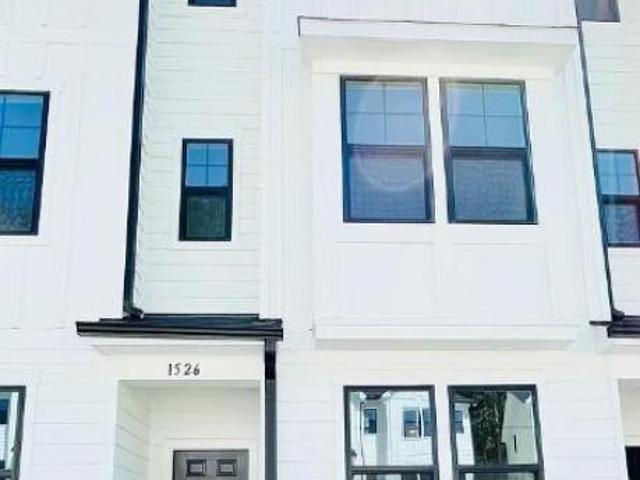 3 Br, 4 bath, Townhouse/Brownstone/RowHouse 1526 Crescent Townes Way