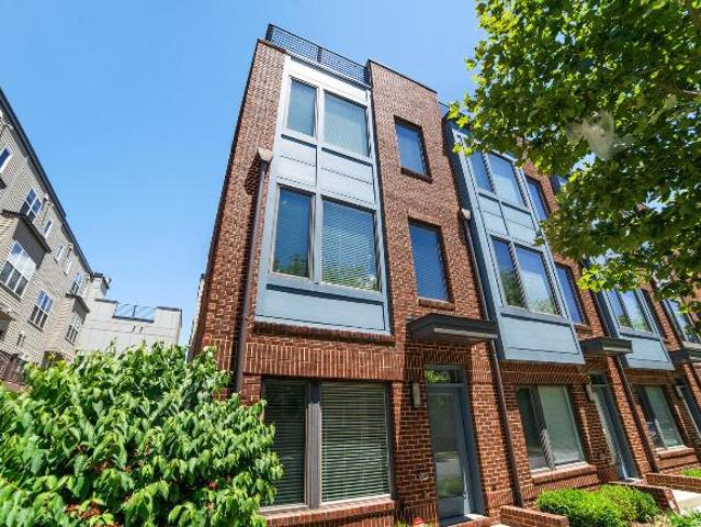3 Br, 4 bath, Townhouse/Brownstone/RowHouse 16223 Decker Place