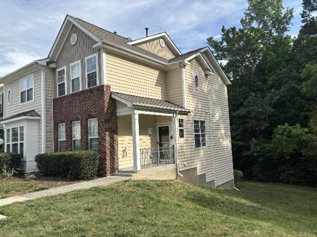 3 Br, 4 bath, Townhouse/Brownstone/RowHouse 190 Cedar Elm Rd