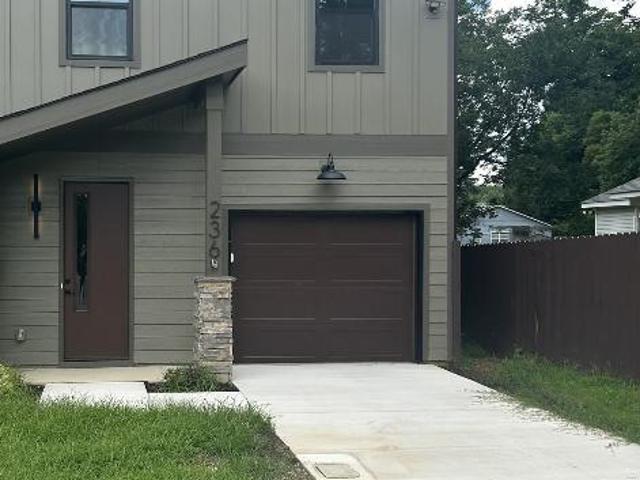 3 Br, 4 bath, Townhouse/Brownstone/RowHouse 236 Lander St