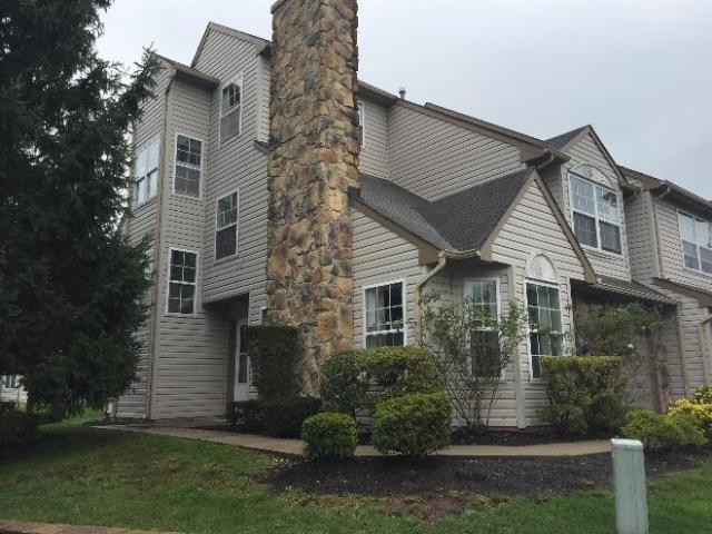 3 Br, 4 bath, Townhouse/Brownstone/RowHouse 232 Nebula Road