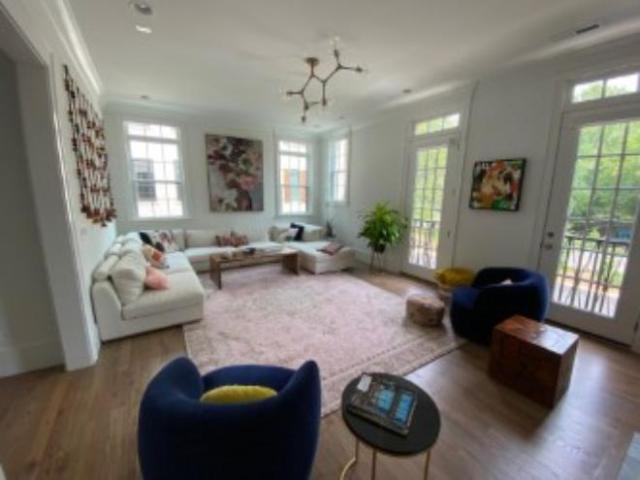 3 Br, 4 bath, Townhouse/Brownstone/RowHouse 2820 Hillside Springs Dr