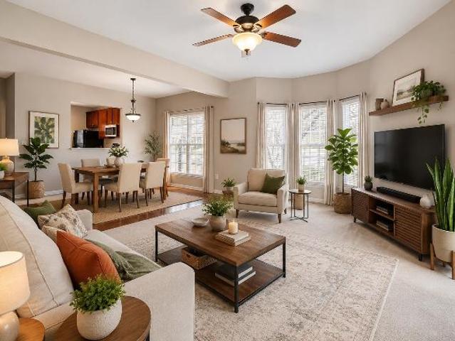3 Br, 4 bath, Townhouse/Brownstone/RowHouse 305 Anterbury Dr