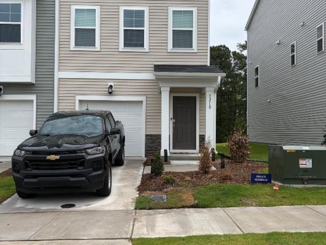 3 Br, 4 bath, Townhouse/Brownstone/RowHouse 3210 Gypsum Dr