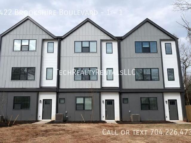 3 Br, 4 bath, Townhouse/Brownstone/RowHouse 3422 Brookshire Blvd