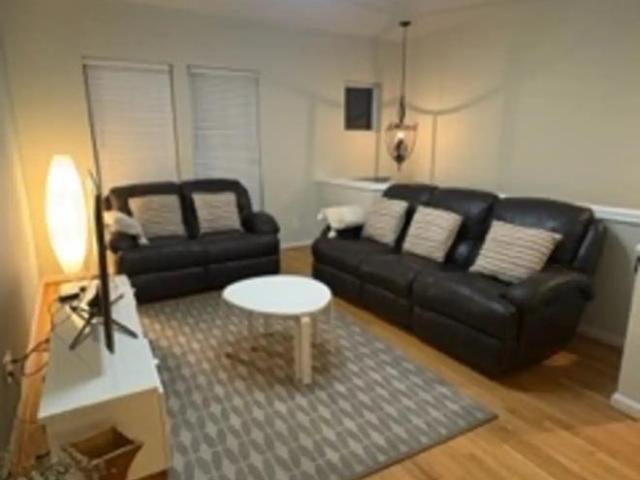 3 Br, 4 bath, Townhouse/Brownstone/RowHouse 42654 New Dawn Terrace
