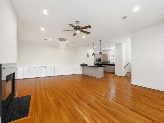 3 Br, 4 bath, Townhouse/Brownstone/RowHouse 4307 Feagan St