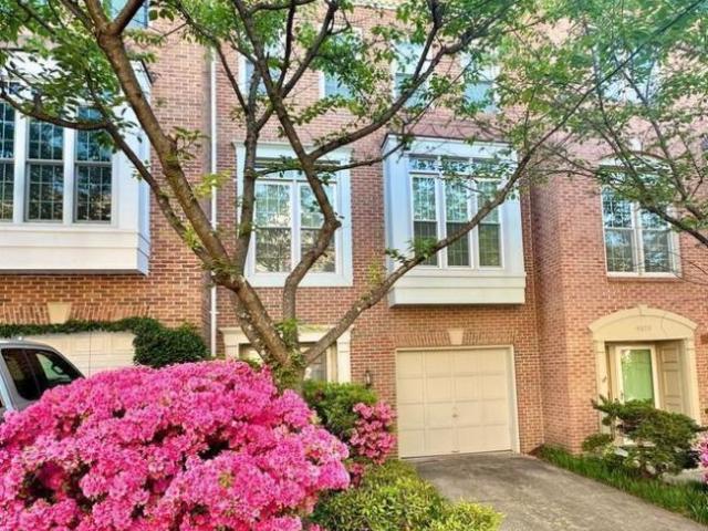 3 Br, 4 bath, Townhouse/Brownstone/RowHouse 4655 Kirkpatrick Lane