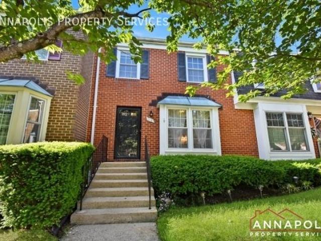 3 Br, 4 bath, Townhouse/Brownstone/RowHouse 518 Bay Dale Court