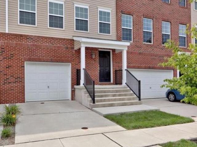 3 Br, 4 bath, Townhouse/Brownstone/RowHouse 52 Creekside Way