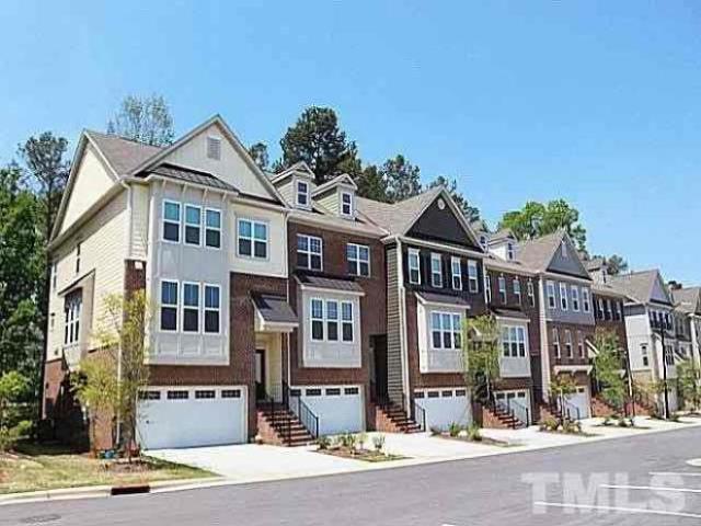 3 Br, 4 bath, Townhouse/Brownstone/RowHouse 5319 Cambridgeshire Loop